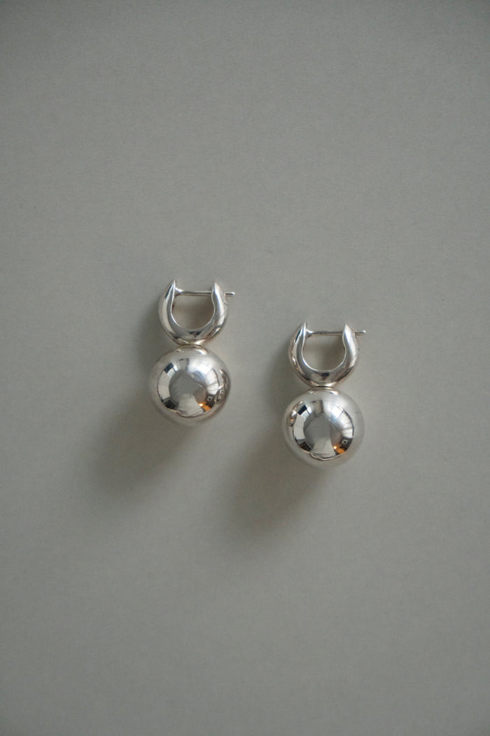 ANNIKA INEZ Pivot Sphere Hoop pierced earrings Sml アニカイネズ ボールピアス /Sliver
